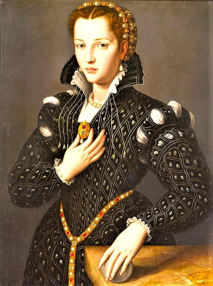 The Marriage Portrait – Shannon's Library